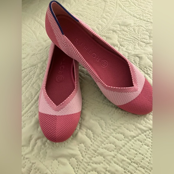 Rothy's | Shoes | Nwot Rothys Limited Edition Pink Cap Toe Breast ...